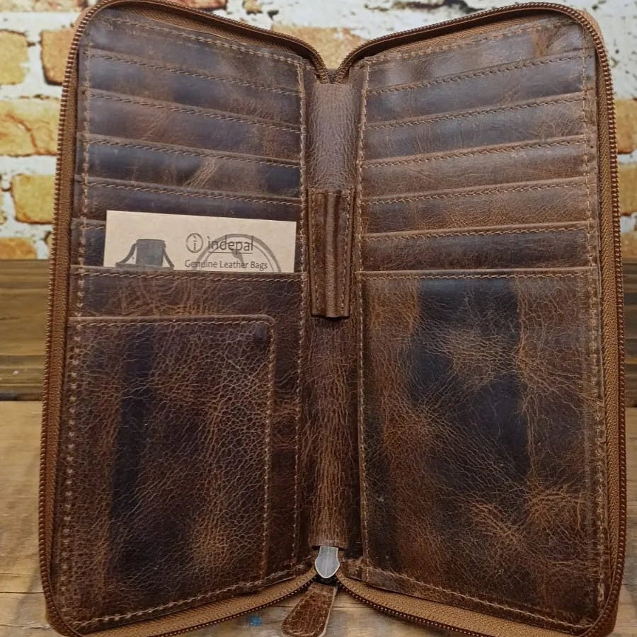 Mens Leather Zipped Travel Wallet – Nutmeg Home